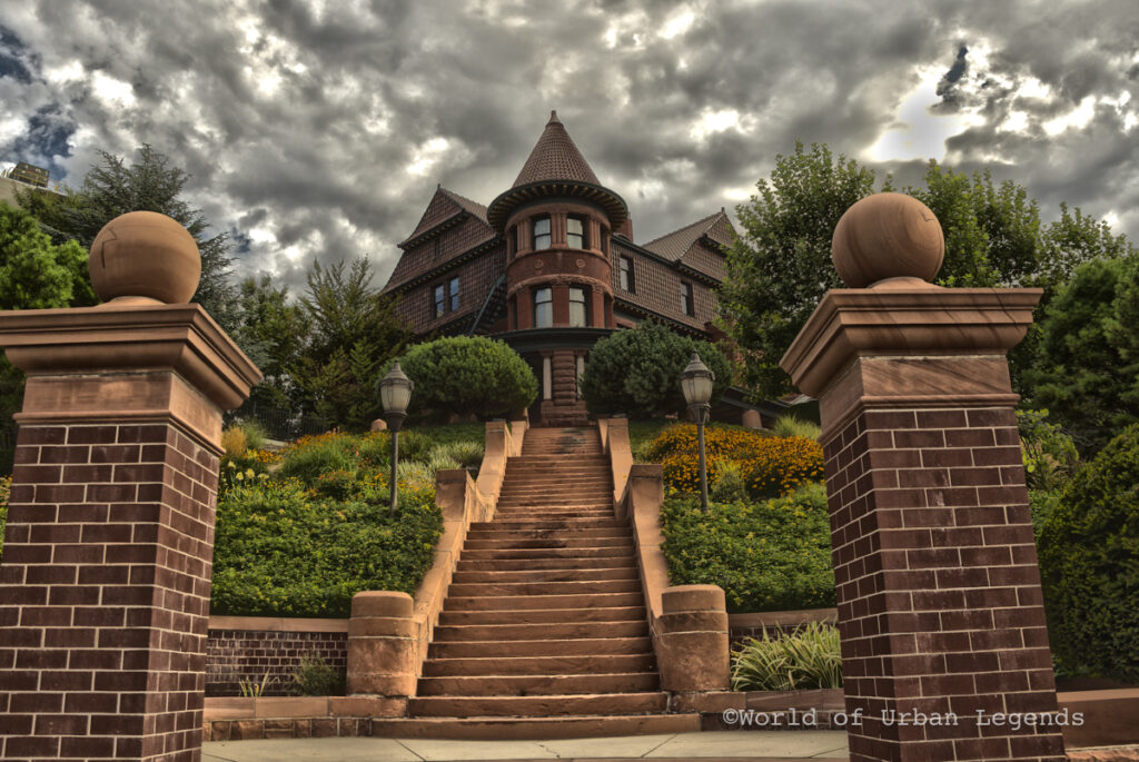 Salt Lake City: McCune Mansion - World of Urban Legends